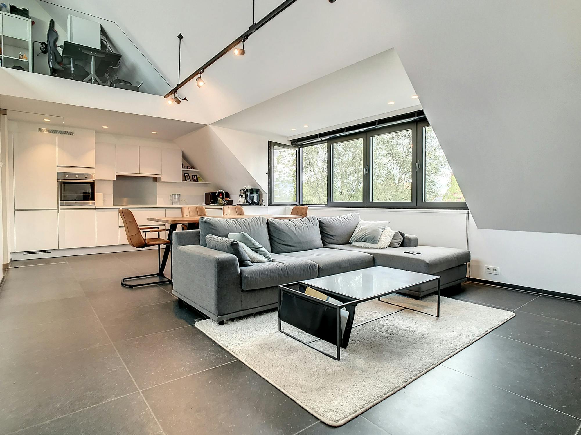 Dakappartement verhuurd in Schierveldestraat 41, Roeselare - Dewaele