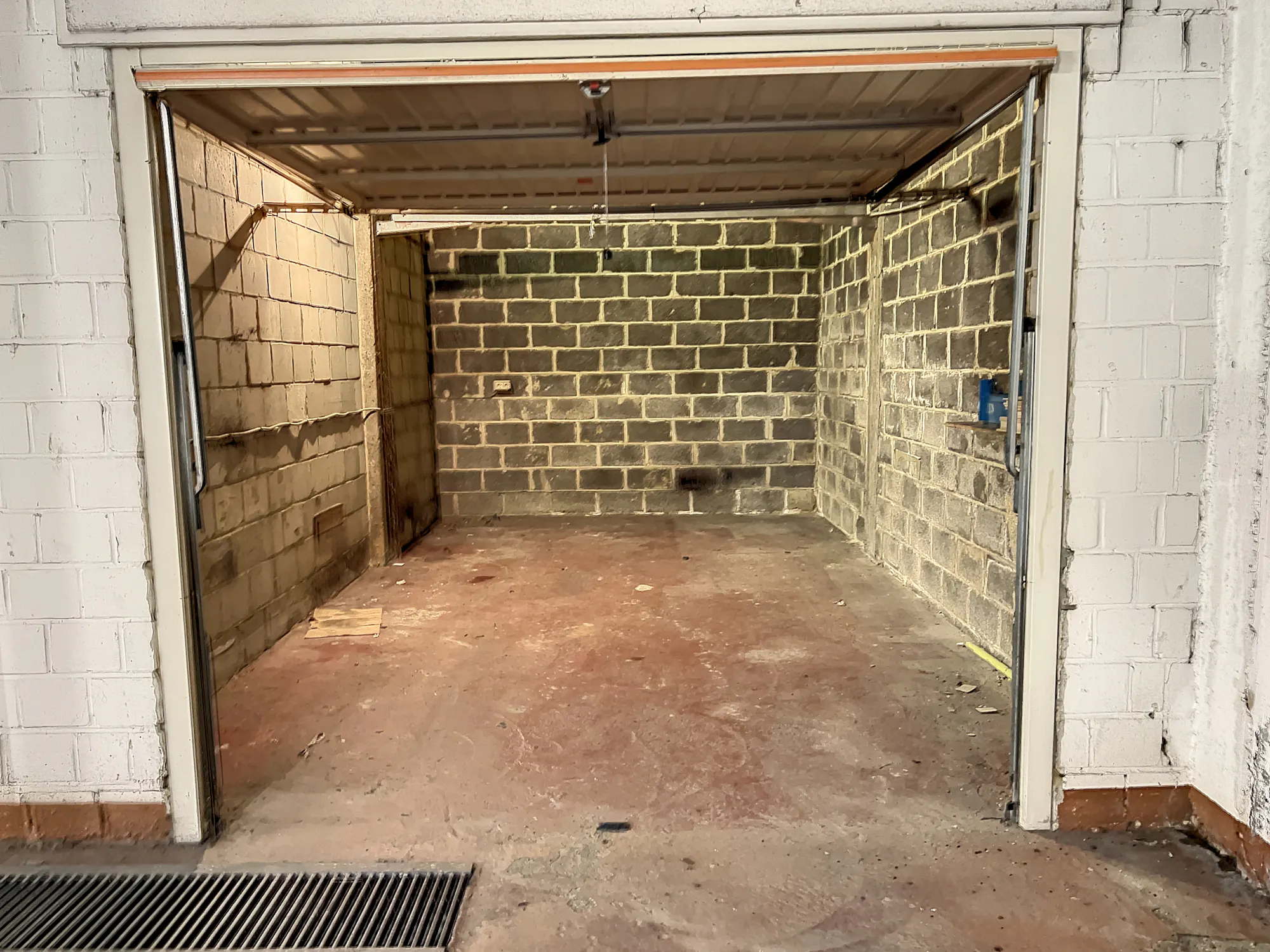 Garagebox te koop in Kleine Wouwer 27, Meise - Dewaele